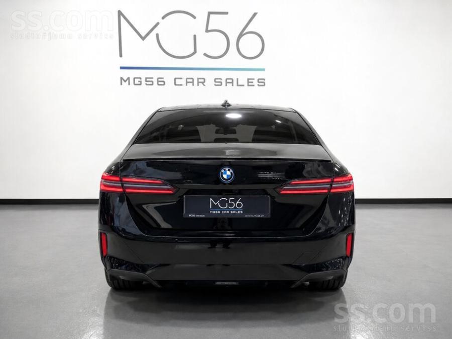 Melns BMW 530 2024 Rīga, ar dzinēja tilpumu 2.00 L un nobraukumu 24 tūkst. km par 58900 €, foto 7 vietnē AUTOMOTO.COM.LV