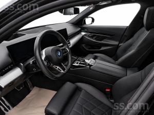 Melns BMW 530 2024 Rīga, ar dzinēja tilpumu 2.00 L un nobraukumu 24 tūkst. km par 58900 €, foto 9 vietnē AUTOMOTO.COM.LV