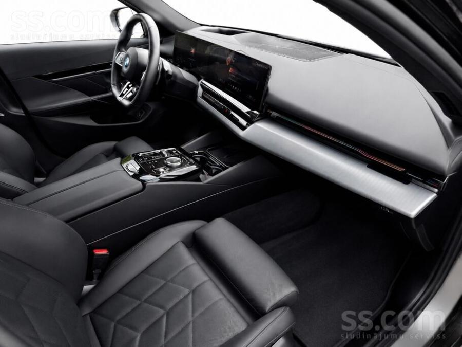 Melns BMW 530 2024 Rīga, ar dzinēja tilpumu 2.00 L un nobraukumu 24 tūkst. km par 58900 €, foto 10 vietnē AUTOMOTO.COM.LV