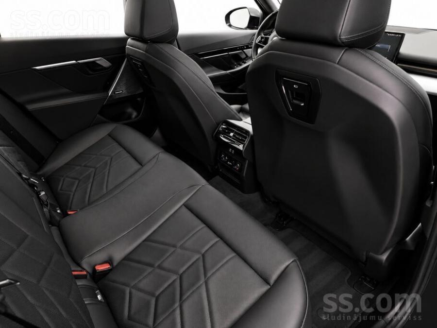 Melns BMW 530 2024 Rīga, ar dzinēja tilpumu 2.00 L un nobraukumu 24 tūkst. km par 58900 €, foto 12 vietnē AUTOMOTO.COM.LV