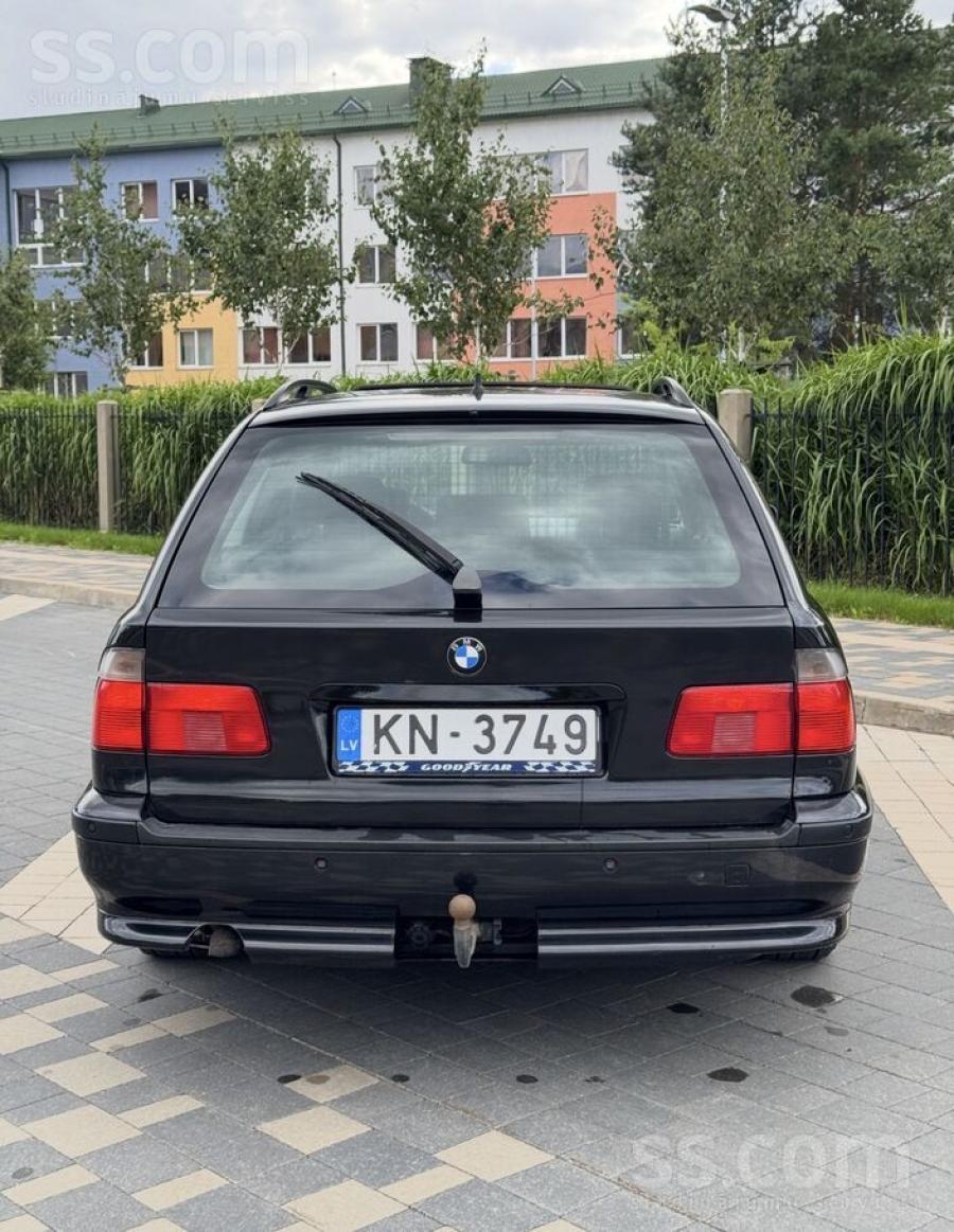 Melns BMW 530 1999 Jelgava, ar dzinēja tilpumu 3.00 L un nobraukumu 406 tūkst. km par 2150 €, foto 6 vietnē AUTOMOTO.COM.LV