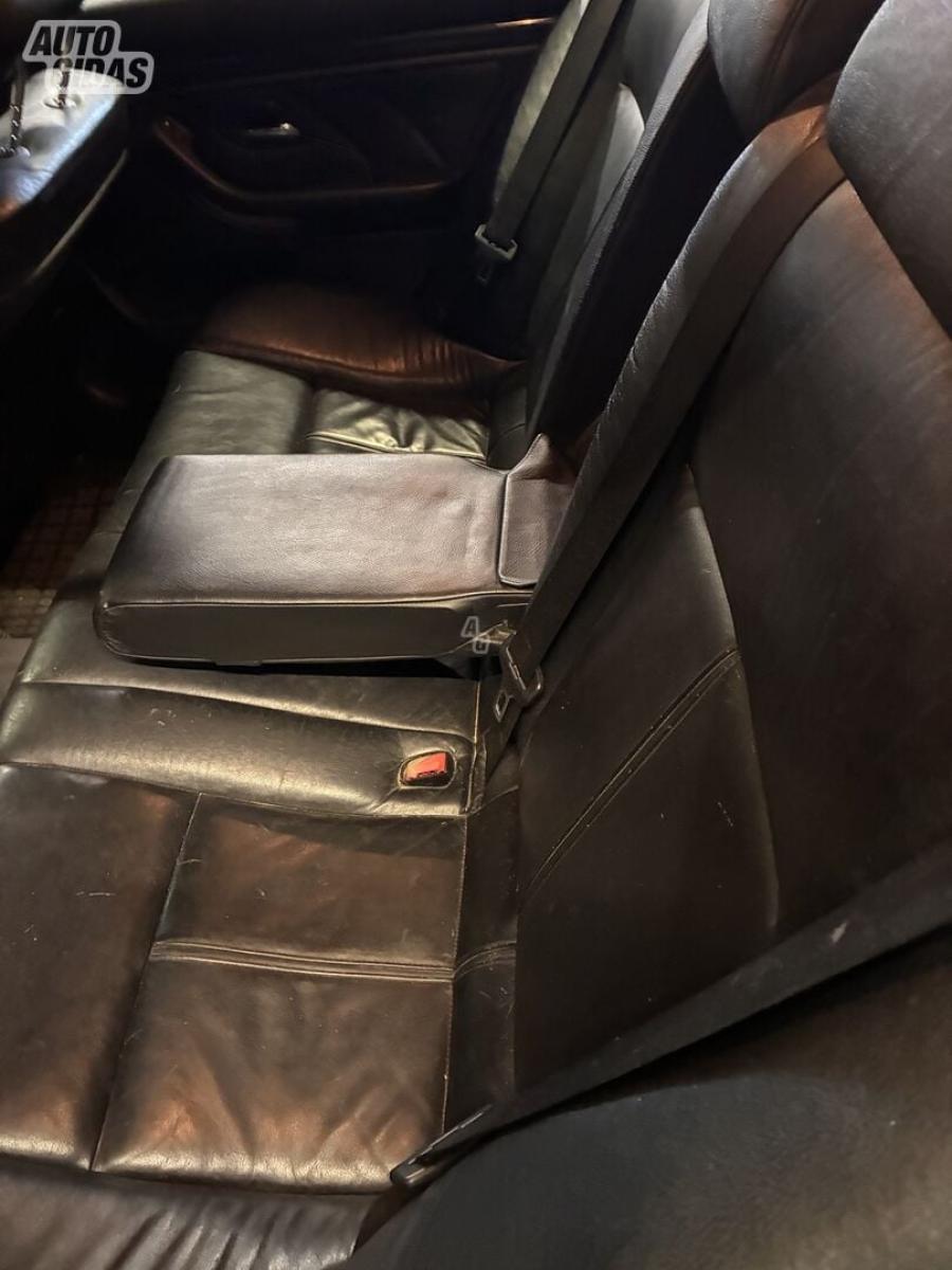 Black BMW 530 2000 in Vilnius, with an engine capacity of 3.00 L and mileage of 504 thousand km for 1600 €, photo 12 on AUTOMOTO.COM.LV
