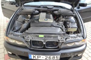 Black BMW 530 2000 in Aizkraukle, with an engine capacity of 3.00 L and mileage of 392 thousand km for 1300 €, photo 13 on AUTOMOTO.COM.LV