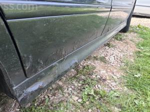 Black BMW 530 2000 in Cesis, with an engine capacity of 3.00 L and mileage of 390 thousand km for 1450 €, photo 5 on AUTOMOTO.COM.LV