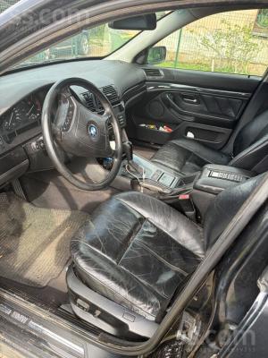 Black BMW 530 2000 in Cesis, with an engine capacity of 3.00 L and mileage of 390 thousand km for 1450 €, photo 8 on AUTOMOTO.COM.LV