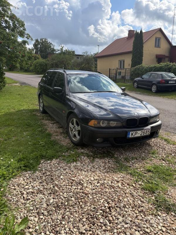 Melns BMW 530 2000 Cēsis, ar dzinēja tilpumu 3.00 L un nobraukumu 390 tūkst. km par 1450 €, foto 10 vietnē AUTOMOTO.COM.LV