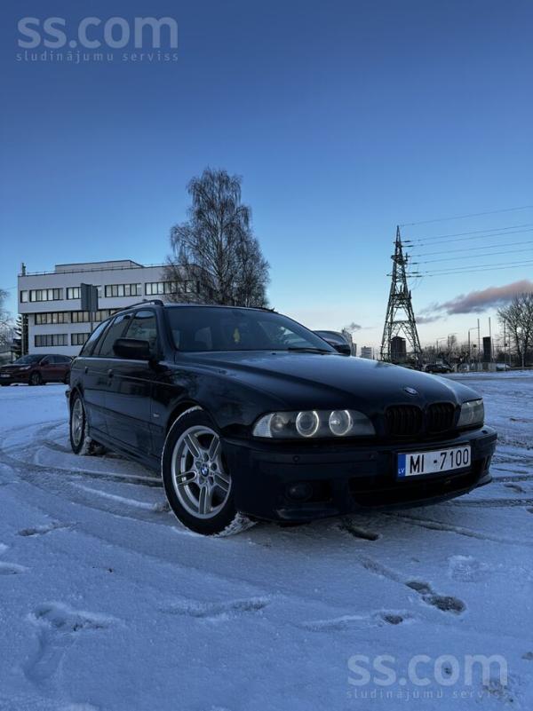 Melns BMW 530 2001 Rīga, ar dzinēja tilpumu 3.00 L un nobraukumu 415 tūkst. km par 2800 €, foto 1 vietnē AUTOMOTO.COM.LV