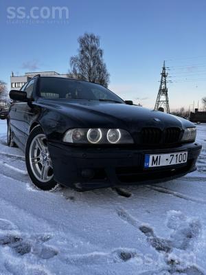 Black BMW 530 2001 in Riga, with an engine capacity of 3.00 L and mileage of 415 thousand km for 2800 €, photo 2 on AUTOMOTO.COM.LV