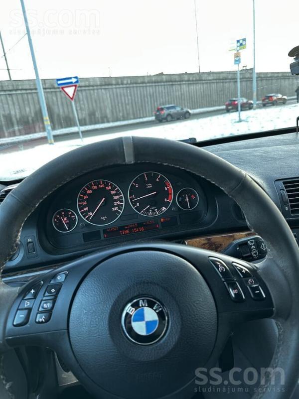 Melns BMW 530 2001 Rīga, ar dzinēja tilpumu 3.00 L un nobraukumu 415 tūkst. km par 2800 €, foto 10 vietnē AUTOMOTO.COM.LV