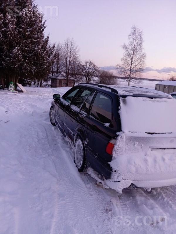 Black BMW 530 2001 in Tukums, with an engine capacity of 3.00 L and mileage of 335 thousand km for 3000 €, photo 3 on AUTOMOTO.COM.LV