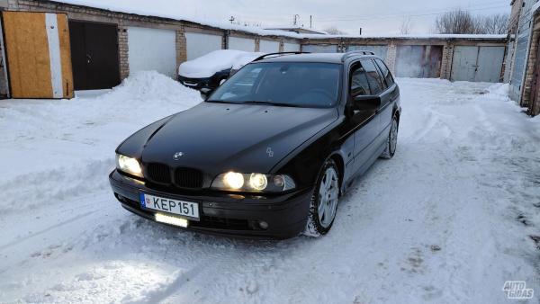 Melns BMW 530 2001 Mažeikiai, ar dzinēja tilpumu 3.00 L un nobraukumu 490 tūkst. km par 1750 €, foto 1 vietnē AUTOMOTO.COM.LV
