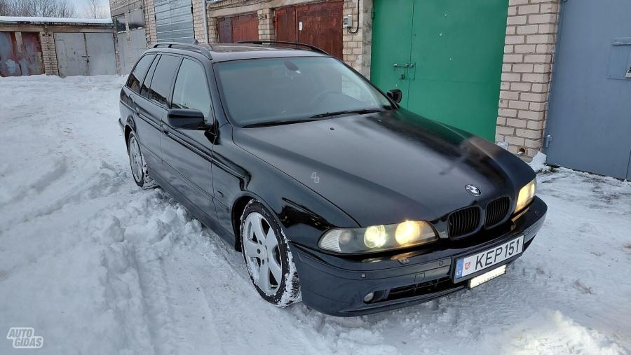 Melns BMW 530 2001 Mažeikiai, ar dzinēja tilpumu 3.00 L un nobraukumu 490 tūkst. km par 1750 €, foto 3 vietnē AUTOMOTO.COM.LV