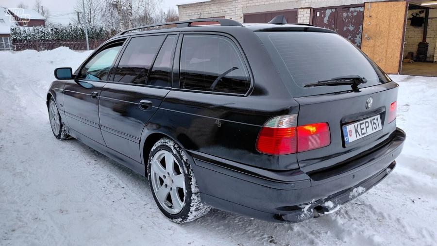 Melns BMW 530 2001 Mažeikiai, ar dzinēja tilpumu 3.00 L un nobraukumu 490 tūkst. km par 1750 €, foto 7 vietnē AUTOMOTO.COM.LV