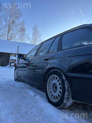 Melns BMW 530 2001 Rēzekne, ar dzinēja tilpumu 3.00 L un nobraukumu 388 tūkst. km par 2500 €, foto 9 vietnē AUTOMOTO.COM.LV