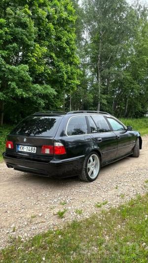 Melns BMW 530 2001 Rīga, ar dzinēja tilpumu 3.00 L un nobraukumu 407 tūkst. km par 1450 €, foto 3 vietnē AUTOMOTO.COM.LV