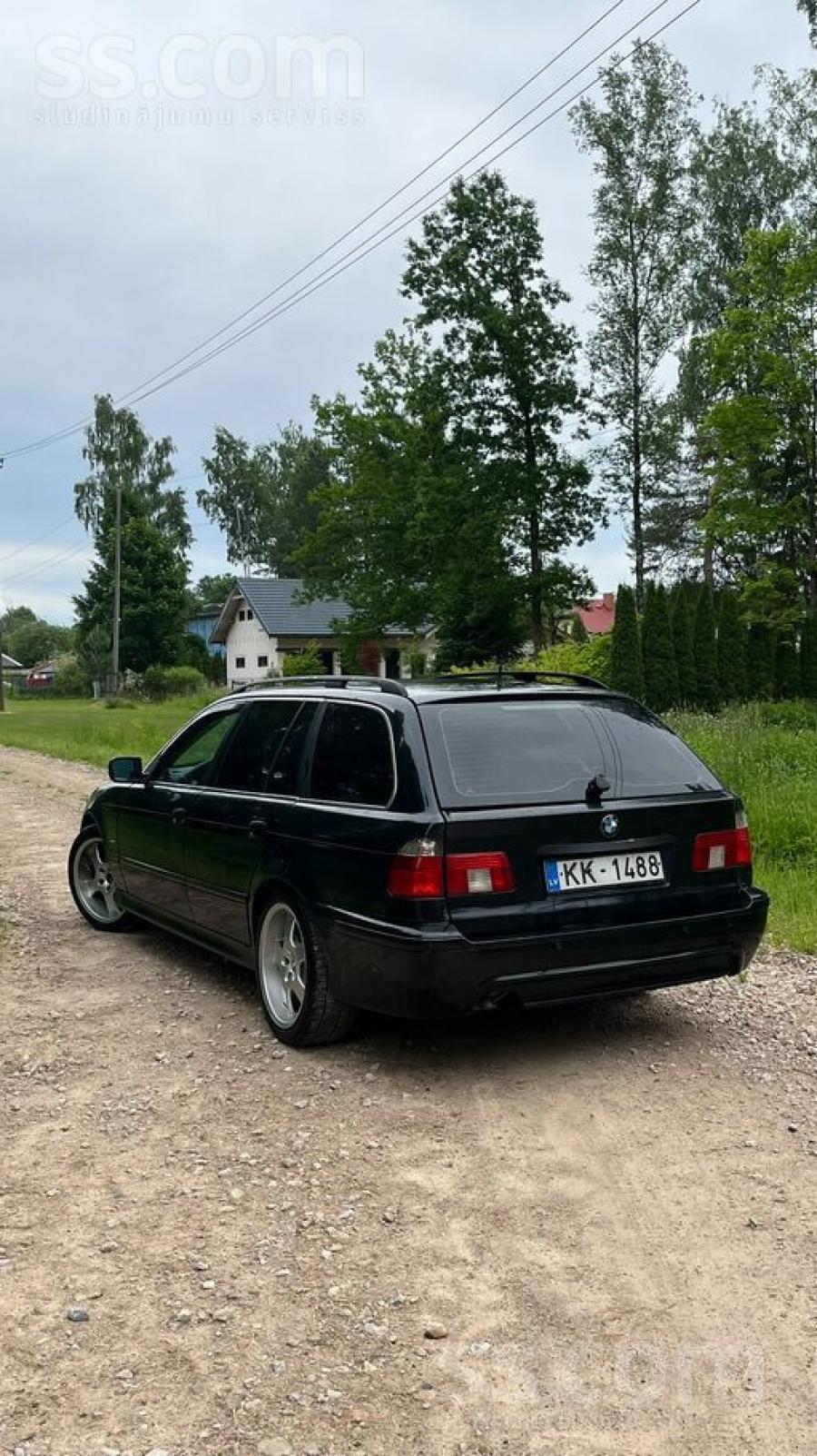 Melns BMW 530 2001 Rīga, ar dzinēja tilpumu 3.00 L un nobraukumu 407 tūkst. km par 1450 €, foto 4 vietnē AUTOMOTO.COM.LV