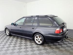 Melns BMW 530 2001 Tallina, ar dzinēja tilpumu 2.90 L un nobraukumu 474 tūkst. km par 899 €, foto 12 vietnē AUTOMOTO.COM.LV