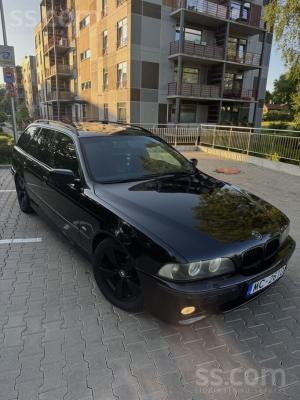 Melns BMW 530 2001 Rīga, ar dzinēja tilpumu 3.00 L un nobraukumu 380 tūkst. km par 2999 €, foto 3 vietnē AUTOMOTO.COM.LV
