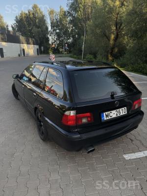 Melns BMW 530 2001 Rīga, ar dzinēja tilpumu 3.00 L un nobraukumu 380 tūkst. km par 2999 €, foto 4 vietnē AUTOMOTO.COM.LV