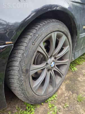 Melns BMW 530 2001 Rīga, ar dzinēja tilpumu 3.00 L un nobraukumu 442 tūkst. km par 1550 €, foto 3 vietnē AUTOMOTO.COM.LV
