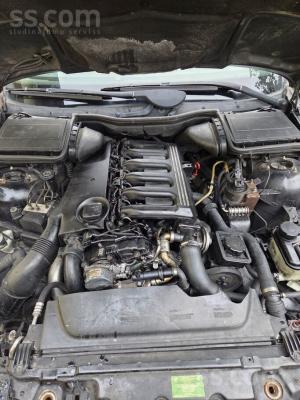 Melns BMW 530 2001 Rīga, ar dzinēja tilpumu 3.00 L un nobraukumu 442 tūkst. km par 1550 €, foto 5 vietnē AUTOMOTO.COM.LV