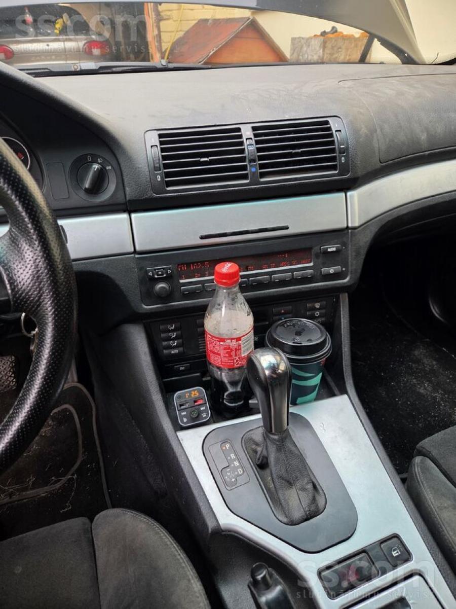 Melns BMW 530 2001 Rīga, ar dzinēja tilpumu 3.00 L un nobraukumu 442 tūkst. km par 1550 €, foto 16 vietnē AUTOMOTO.COM.LV