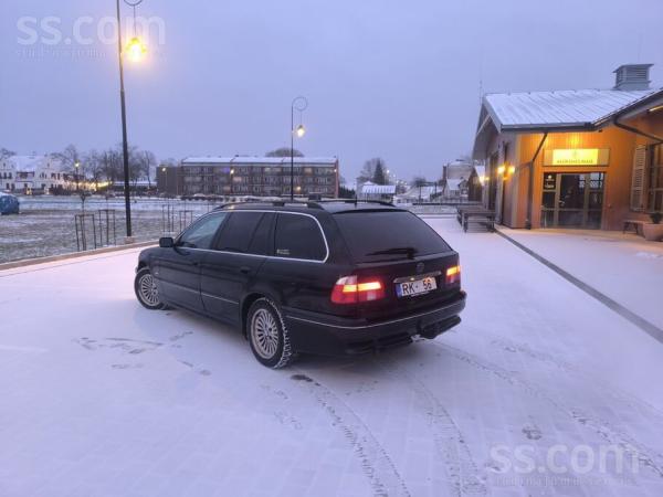 Melns BMW 530 2002 Alūksne, ar dzinēja tilpumu 3.00 L un nobraukumu 478 tūkst. km par 2100 €, foto 5 vietnē AUTOMOTO.COM.LV