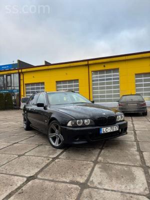 Black BMW 530 2002 in Aizkraukle, with an engine capacity of 3.00 L and mileage of 397 thousand km for 3000 €, photo  on AUTOMOTO.COM.LV