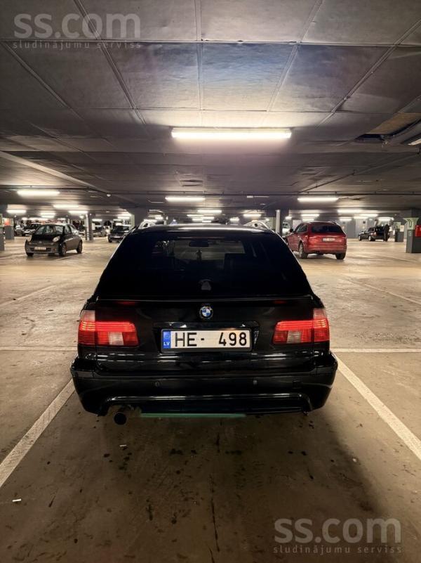 Black BMW 530 2002 in Riga, with an engine capacity of 3.00 L and mileage of 369 thousand km for 3300 €, photo 3 on AUTOMOTO.COM.LV