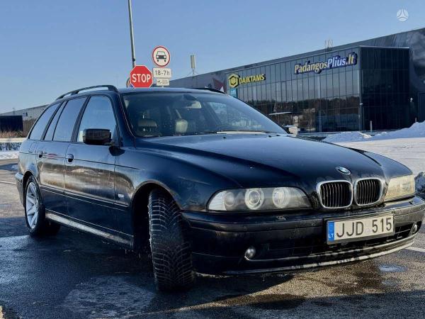 Melns BMW 530 2002 Kauņa, ar dzinēja tilpumu 2.93 L un nobraukumu 493 tūkst. km par 1800 €, foto 4 vietnē AUTOMOTO.COM.LV
