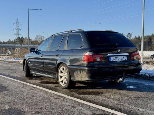 Melns BMW 530 2002 Kauņa, ar dzinēja tilpumu 2.93 L un nobraukumu 493 tūkst. km par 1800 €, foto 6 vietnē AUTOMOTO.COM.LV