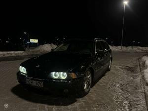 Black BMW 530 2002 in Vilnius, with an engine capacity of 2.93 L and mileage of 396 thousand km for 1499 €, photo 2 on AUTOMOTO.COM.LV