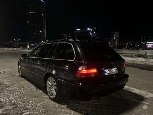 Black BMW 530 2002 in Vilnius, with an engine capacity of 2.93 L and mileage of 396 thousand km for 1499 €, photo 3 on AUTOMOTO.COM.LV