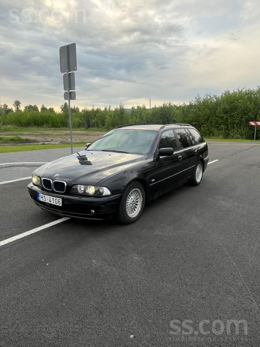 Melns BMW 530 2002 Rīga, ar dzinēja tilpumu 3.00 L un nobraukumu 360 tūkst. km par 1800 €, foto 7 vietnē AUTOMOTO.COM.LV