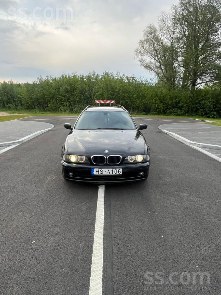 Melns BMW 530 2002 Rīga, ar dzinēja tilpumu 3.00 L un nobraukumu 360 tūkst. km par 1800 €, foto 8 vietnē AUTOMOTO.COM.LV