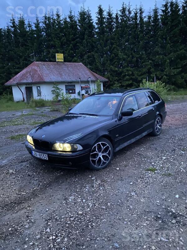Melns BMW 530 2002 Madona, ar dzinēja tilpumu 3.00 L un nobraukumu 0 tūkst. km par 2250 €, foto 1 vietnē AUTOMOTO.COM.LV