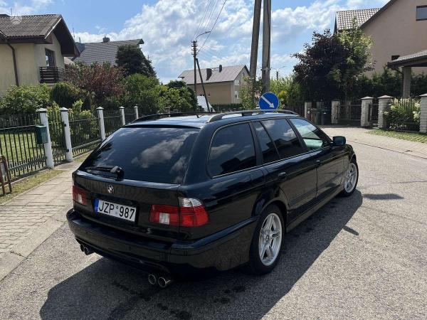 Melns BMW 530 2002 Viļņa, ar dzinēja tilpumu 3.00 L un nobraukumu 400 tūkst. km par 3100 €, foto 3 vietnē AUTOMOTO.COM.LV
