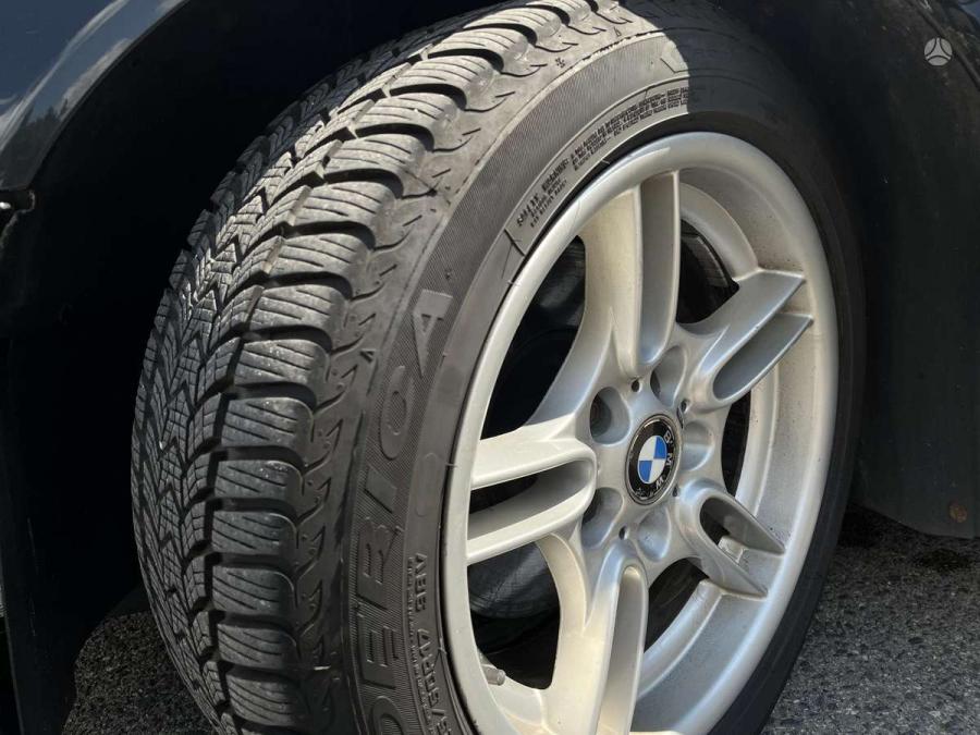 Melns BMW 530 2002 Viļņa, ar dzinēja tilpumu 3.00 L un nobraukumu 400 tūkst. km par 3100 €, foto 15 vietnē AUTOMOTO.COM.LV