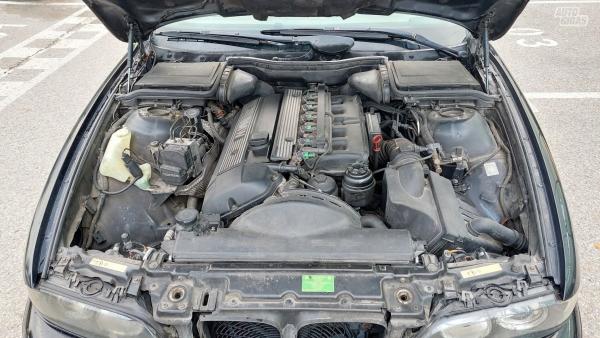 Black BMW 530 2002 in Kaunas, with an engine capacity of 3.00 L and mileage of 405 thousand km for 2100 €, photo 4 on AUTOMOTO.COM.LV