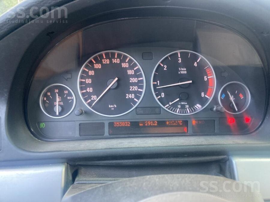 Melns BMW 530 2002 Madona, ar dzinēja tilpumu 3.00 L un nobraukumu 354 tūkst. km par 1800 €, foto 4 vietnē AUTOMOTO.COM.LV