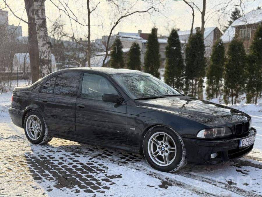 Melns BMW 530 2003 Rīga, ar dzinēja tilpumu 3.00 L un nobraukumu 370 tūkst. km par 2990 €, foto 3 vietnē AUTOMOTO.COM.LV