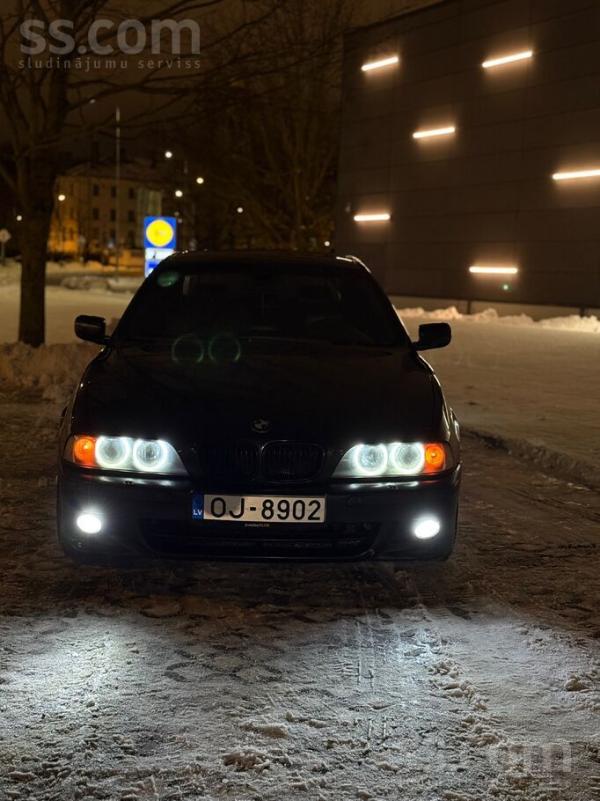 Melns BMW 530 2003 Rīga, ar dzinēja tilpumu 3.00 L un nobraukumu 370 tūkst. km par 2990 €, foto 10 vietnē AUTOMOTO.COM.LV