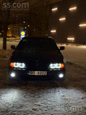 Melns BMW 530 2003 Rīga, ar dzinēja tilpumu 3.00 L un nobraukumu 370 tūkst. km par 2990 €, foto 10 vietnē AUTOMOTO.COM.LV