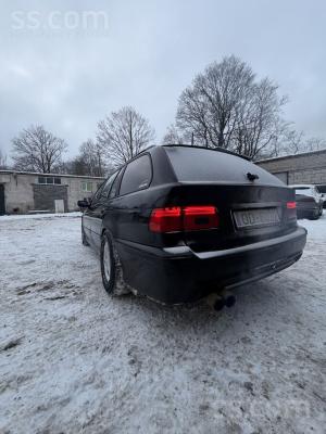 Melns BMW 530 2003 Rīga, ar dzinēja tilpumu 3.00 L un nobraukumu 473 tūkst. km par 2650 €, foto 7 vietnē AUTOMOTO.COM.LV