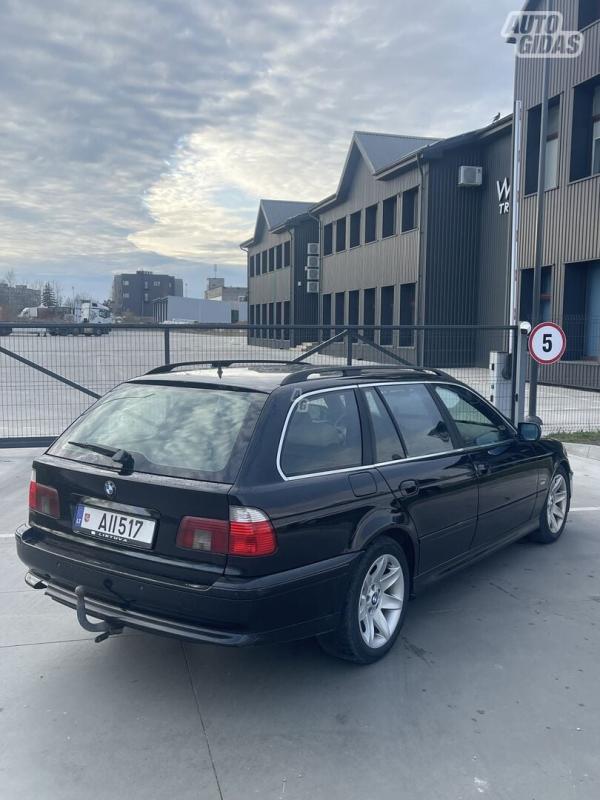 Melns BMW 530 2003 Klaipėda, ar dzinēja tilpumu 2.90 L un nobraukumu 500 tūkst. km par 1350 €, foto 4 vietnē AUTOMOTO.COM.LV