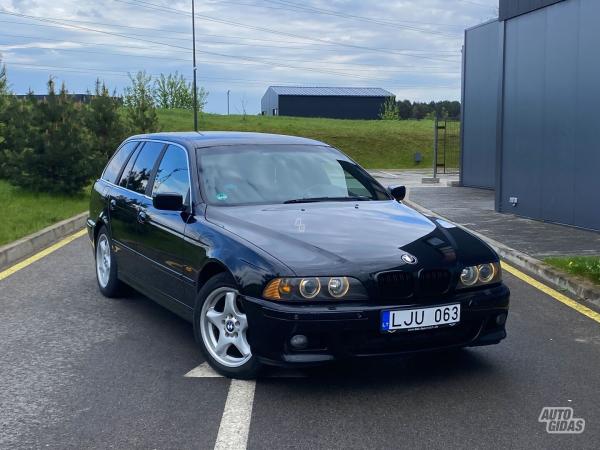 Melns BMW 530 2003 Kauņa, ar dzinēja tilpumu 2.90 L un nobraukumu 370 tūkst. km par 2650 €, foto 1 vietnē AUTOMOTO.COM.LV