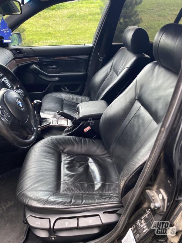 Melns BMW 530 2003 Kauņa, ar dzinēja tilpumu 2.90 L un nobraukumu 370 tūkst. km par 2650 €, foto 9 vietnē AUTOMOTO.COM.LV