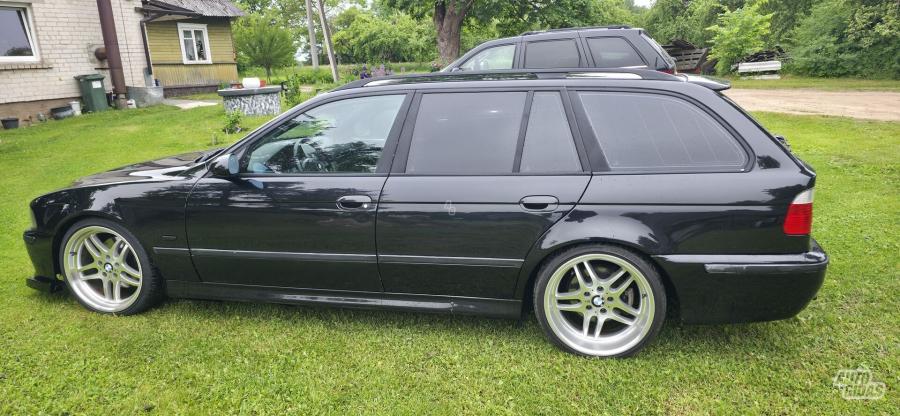 Black BMW 530 2003 in Sirvintos, with an engine capacity of 2.90 L and mileage of 437 thousand km for 3500 €, photo 6 on AUTOMOTO.COM.LV