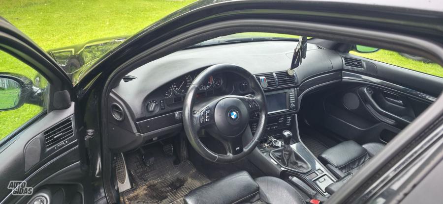 Black BMW 530 2003 in Sirvintos, with an engine capacity of 2.90 L and mileage of 437 thousand km for 3500 €, photo 7 on AUTOMOTO.COM.LV