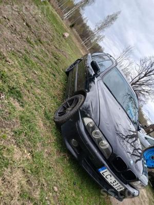 Melns BMW 530 2003 Madona, ar dzinēja tilpumu 3.00 L un nobraukumu 380 tūkst. km par 1650 €, foto 3 vietnē AUTOMOTO.COM.LV